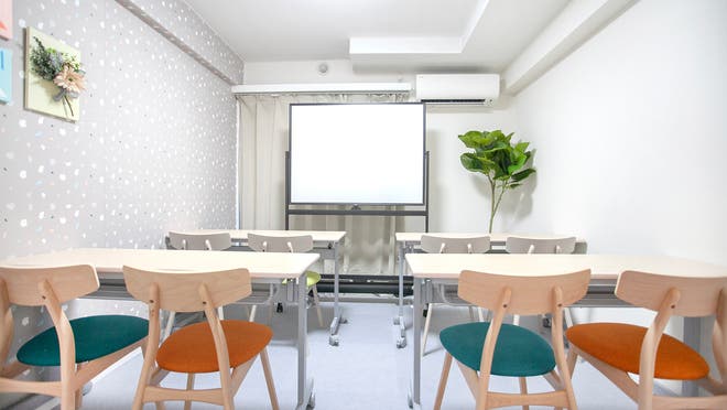 池袋駅東口徒歩4分/毎日清掃/12名収容/会議/セミナー/面接/オンライン利用/撮影/整体/配信/ボードゲーム/交流会/推し活の写真10