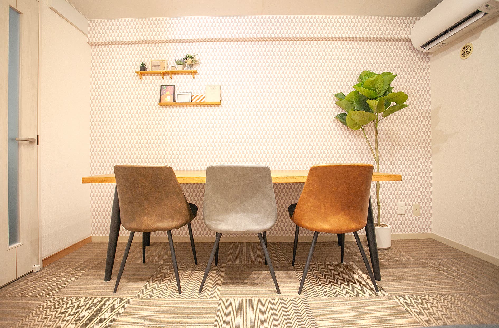 池袋駅東口徒歩４分/毎日清掃/10名収容/会議/セミナー/面接/オンライン利用/撮影/整体/配信/ボードゲーム/交流会/推し活の写真14