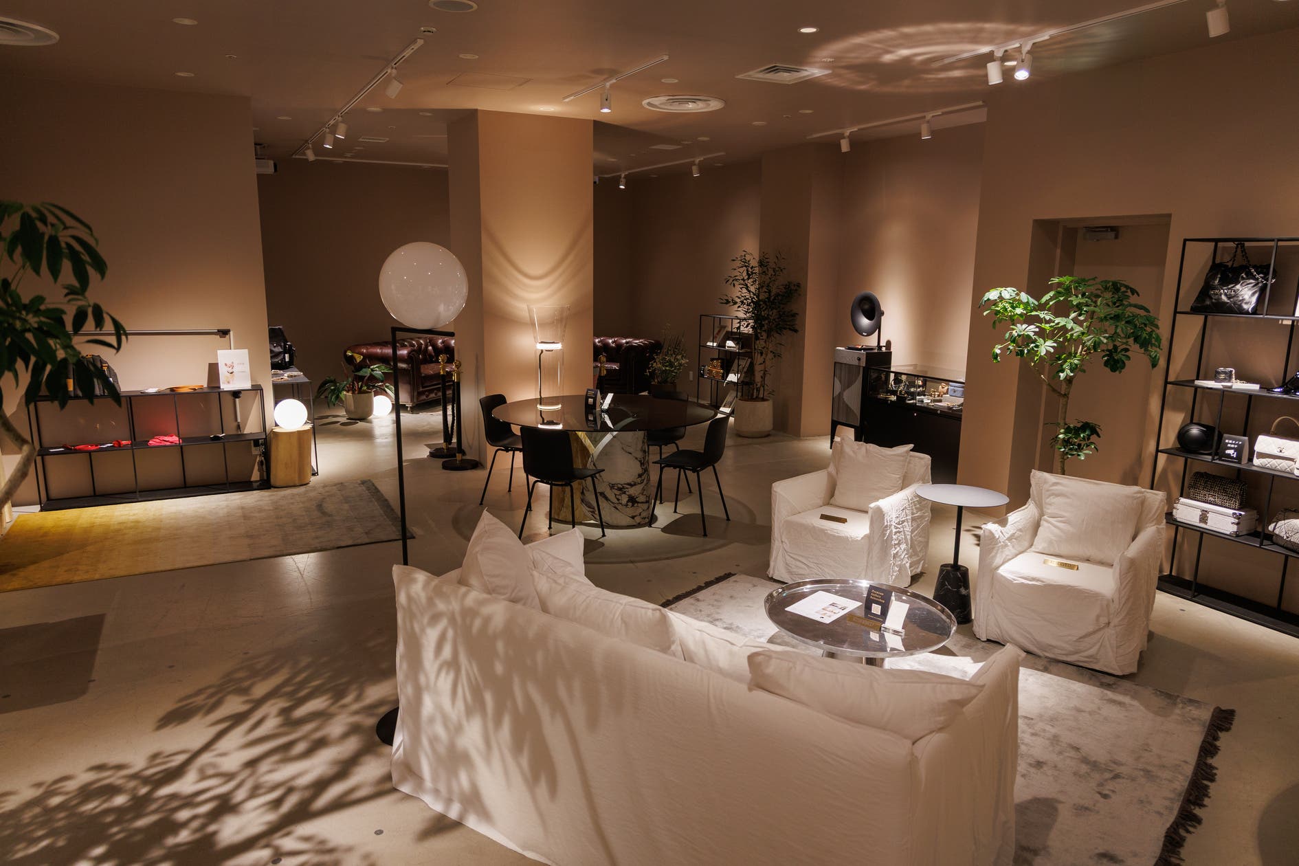 【心斎橋駅直結 PARCO 4F】アート×ラグジュアリーのプレミアム空間。POPUP/展示会/VIPパーティーに最適の写真3