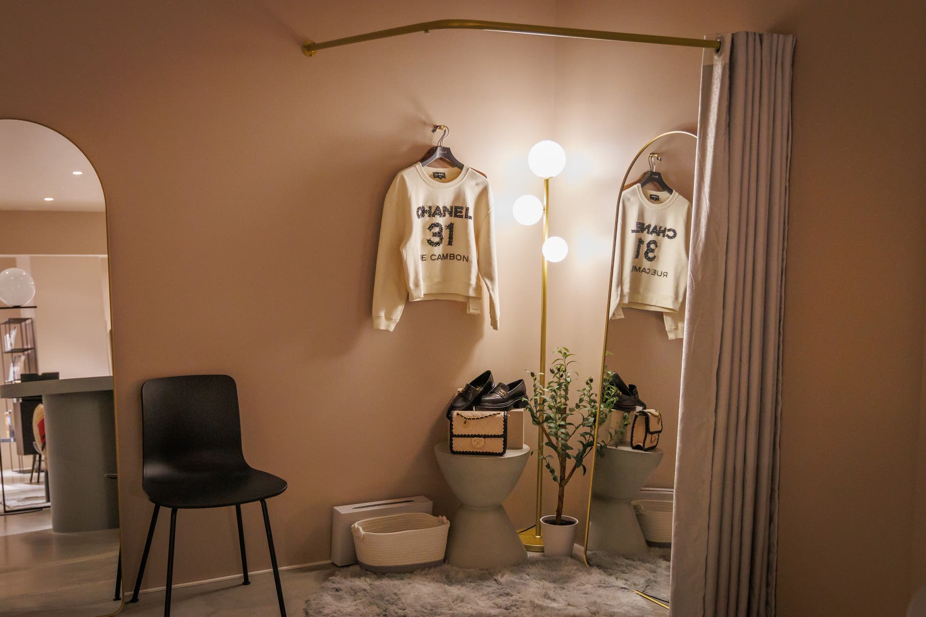 【心斎橋駅直結 PARCO 4F】アート×ラグジュアリーのプレミアム空間。POPUP/展示会/VIPパーティーに最適の写真6