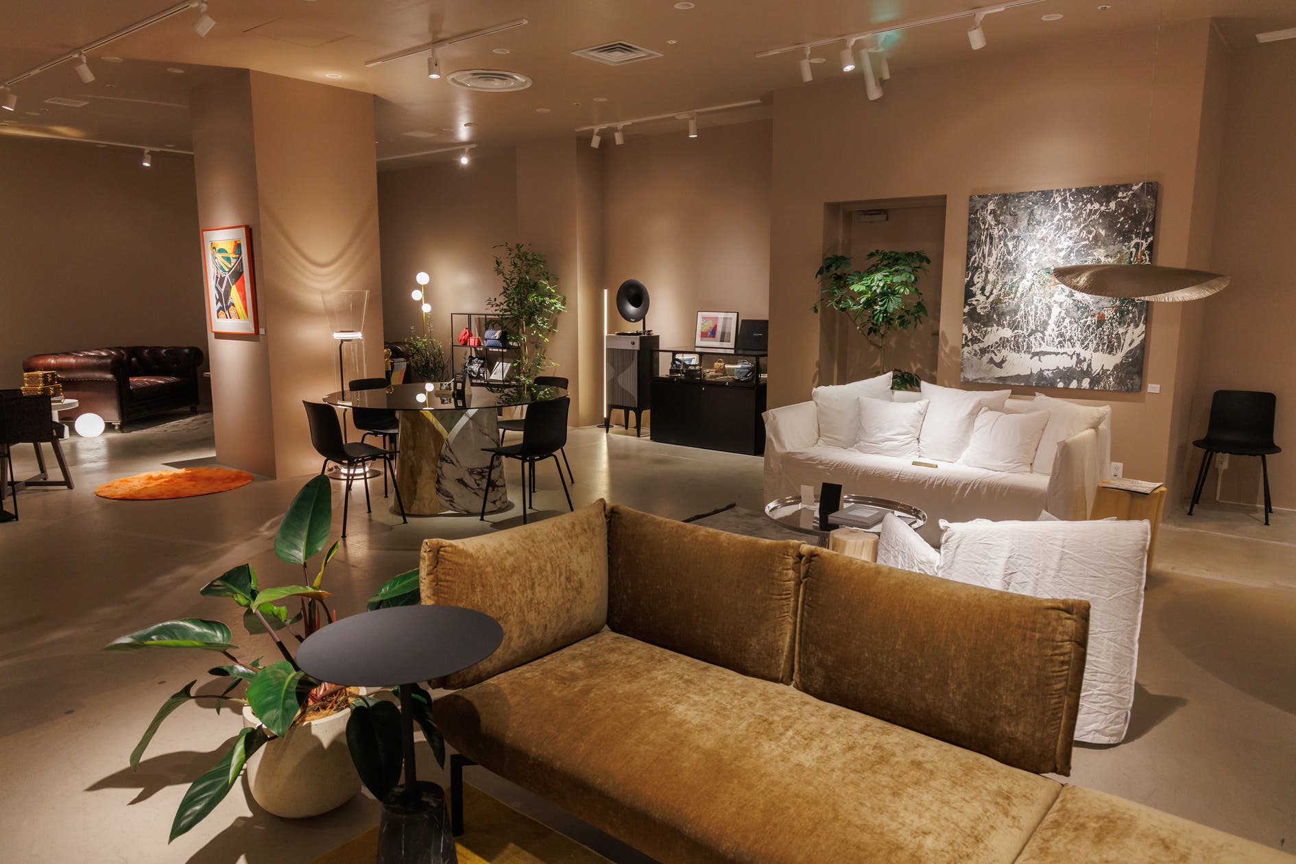 【心斎橋駅直結 PARCO 4F】アート×ラグジュアリーのプレミアム空間。POPUP/展示会/VIPパーティーに最適の写真11