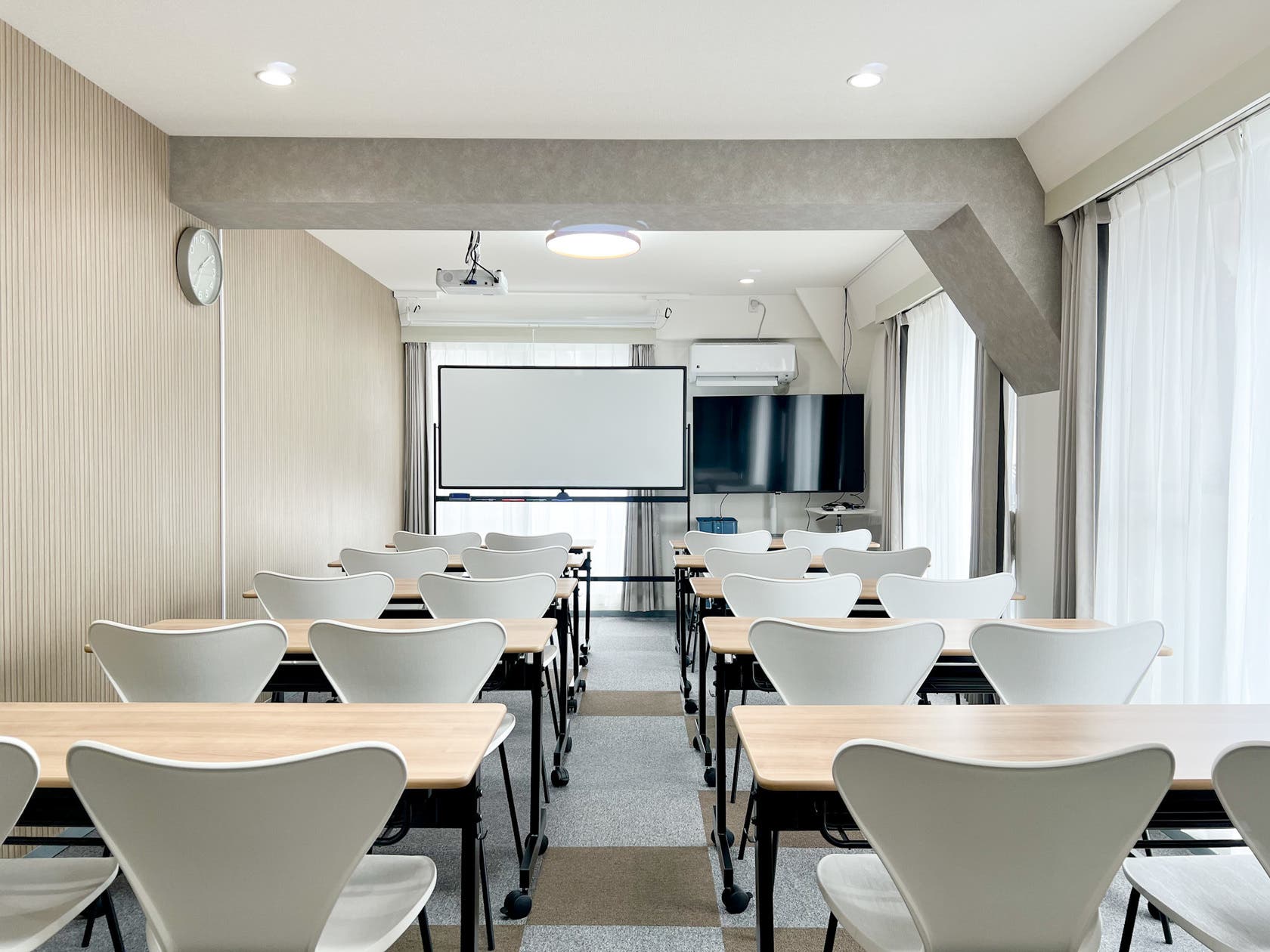 💎上質空間💎東銀座3分/銀座7分　30名収容、会議・面接・撮影・整体・セミナー・研修・サロン・光回線・全設備無料・24Hの写真5