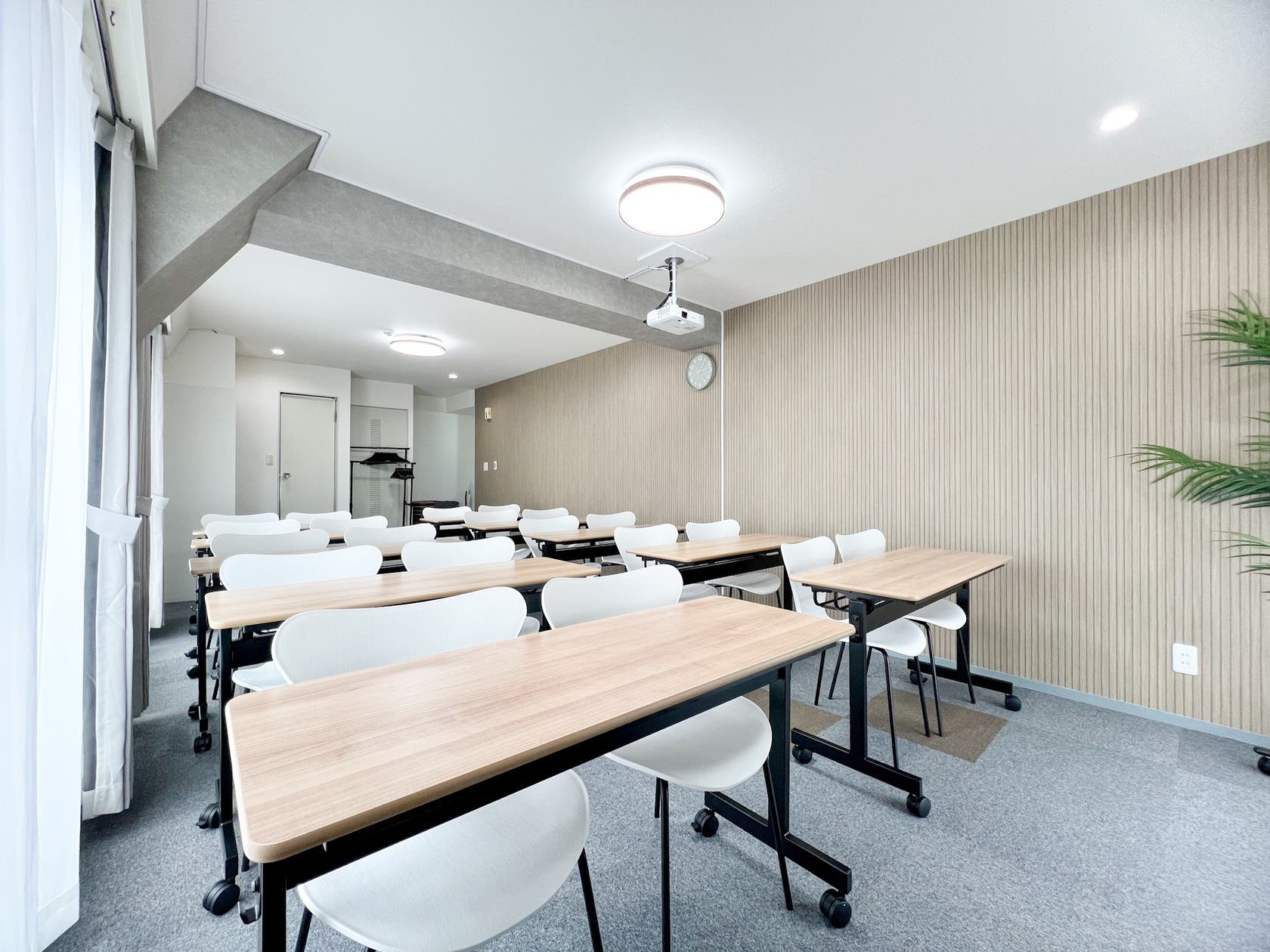 💎上質空間💎東銀座3分/銀座7分　30名収容、会議・面接・撮影・整体・セミナー・研修・サロン・光回線・全設備無料・24Hの写真6