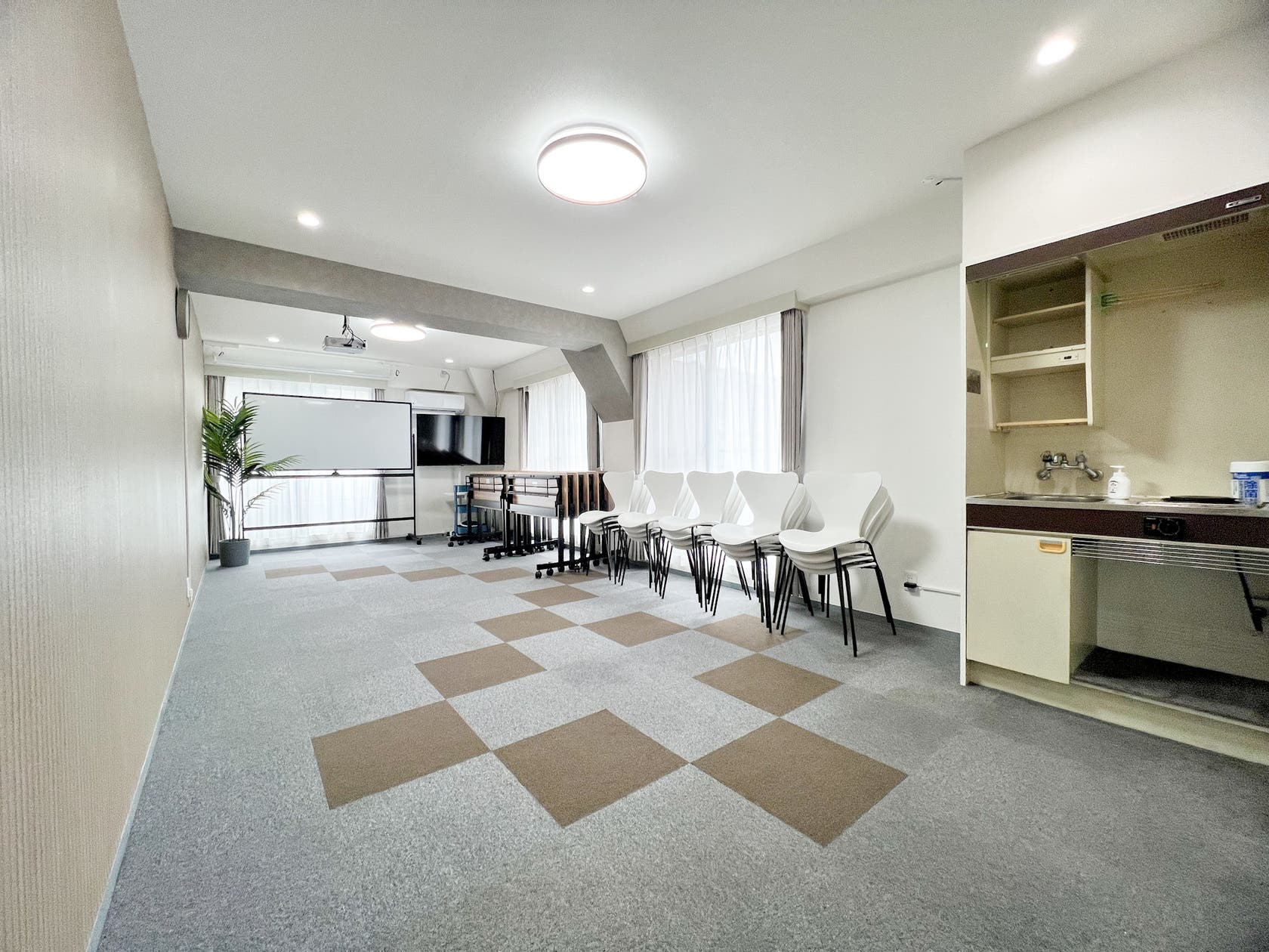 💎上質空間💎東銀座3分/銀座7分　30名収容、会議・面接・撮影・整体・セミナー・研修・サロン・光回線・全設備無料・24Hの写真12