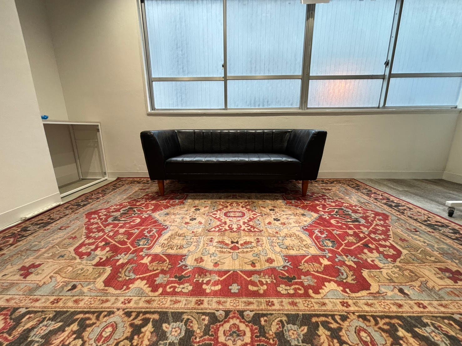 神保町駅から4分！リーズナブルな駅チカダンススタジオ「Studio Luna」の写真4