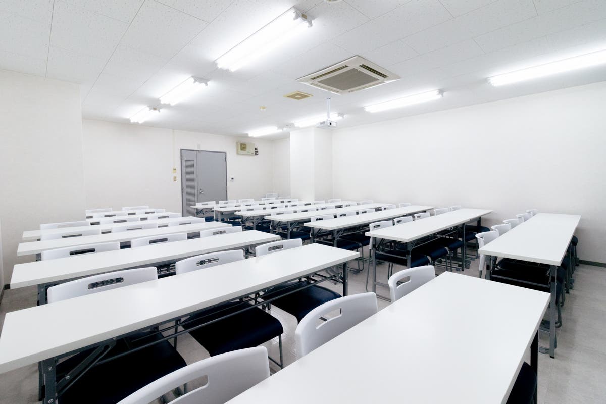 【北海道大学正門目の前！札幌駅徒歩3分！定員56名！】プロジェクター・高速WiFi全て無料！ふれあい貸し会議室 札幌No152の写真5