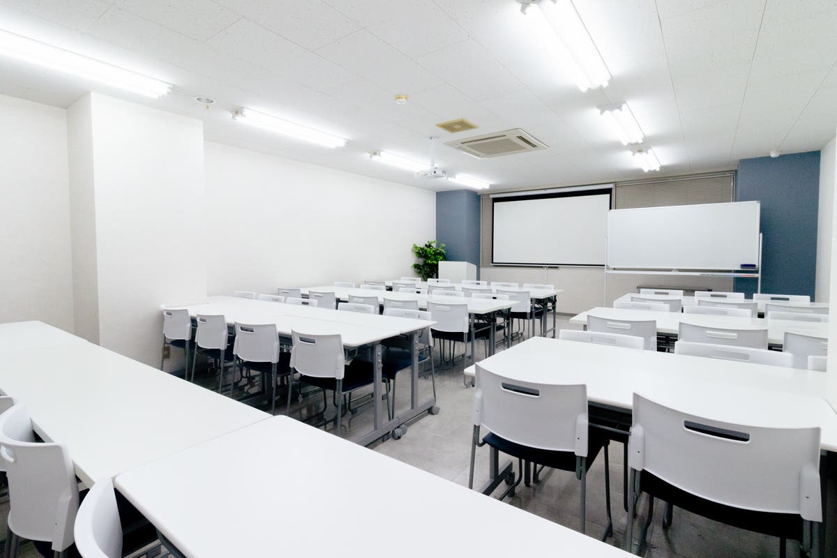 【北海道大学正門目の前！札幌駅徒歩3分！定員56名！】プロジェクター・高速WiFi全て無料！ふれあい貸し会議室 札幌No152の写真7