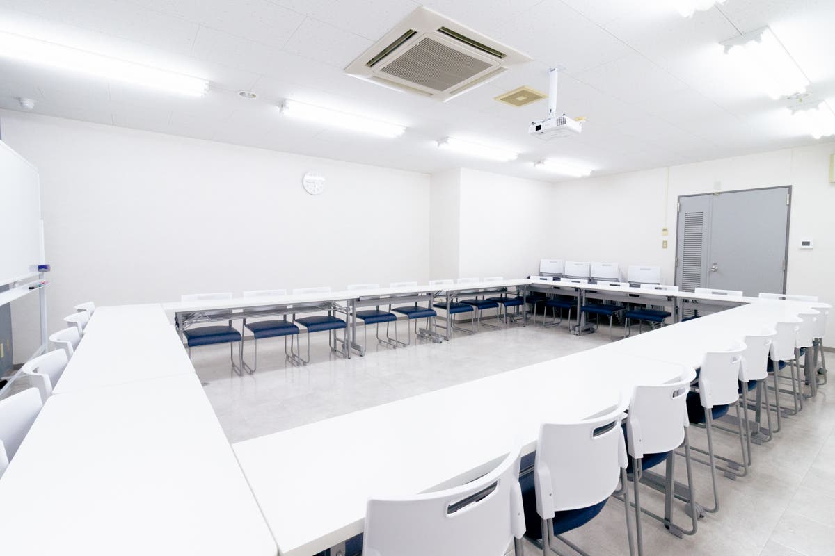 【北海道大学正門目の前！札幌駅徒歩3分！定員56名！】プロジェクター・高速WiFi全て無料！ふれあい貸し会議室 札幌No152の写真13