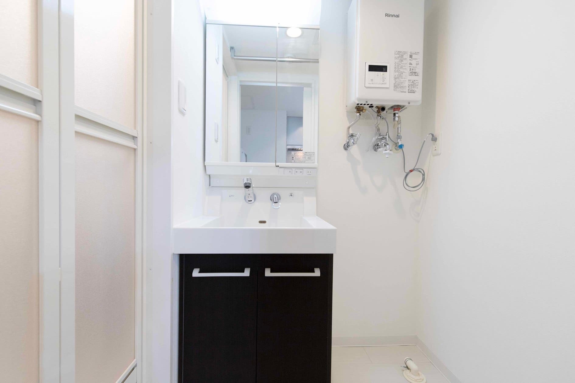 ✨地域最安値挑戦✨【北12条駅】徒歩3分🚶‍♂️飲み会や映画鑑賞、ご休憩に🎵無料WiFi✨『202』の写真7