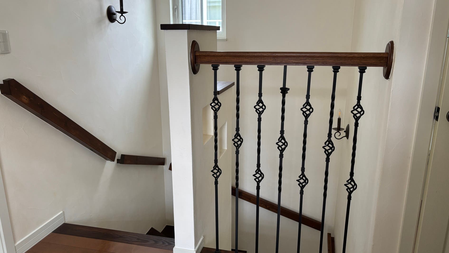 アンティーク家具と手作り感のある可愛い内装のスタジオです◆記念日撮影◆ポートレート◆キッチン付◆幅広い用途で撮影可◆駐車２台可◆の写真20