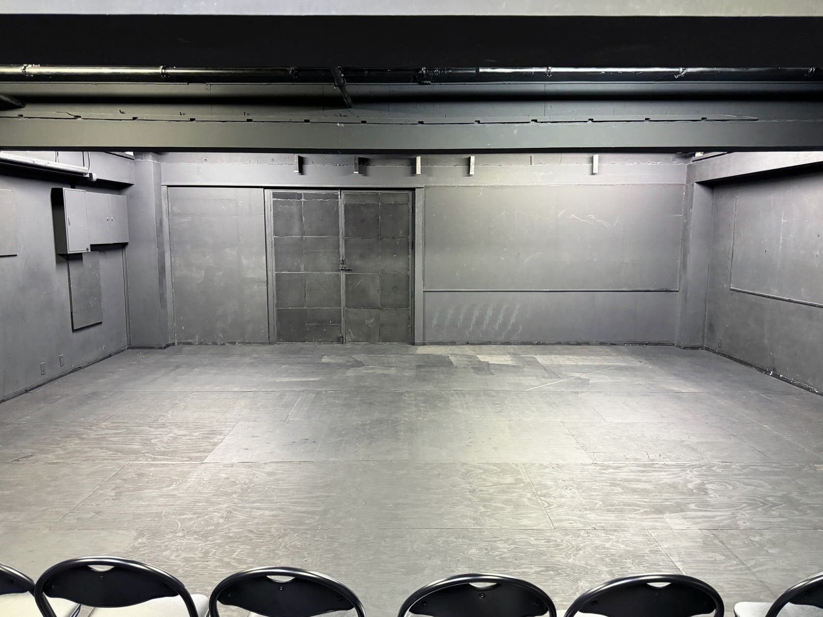 駐車場、客席あり！自由な使い方が可能なフリースペース✨の写真2