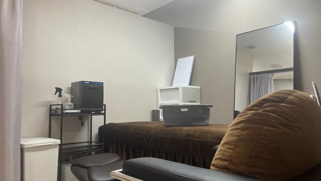 【近鉄八尾駅すぐ】清潔な半個室レンタルスペース|エステ・サロン練習に最適の写真3