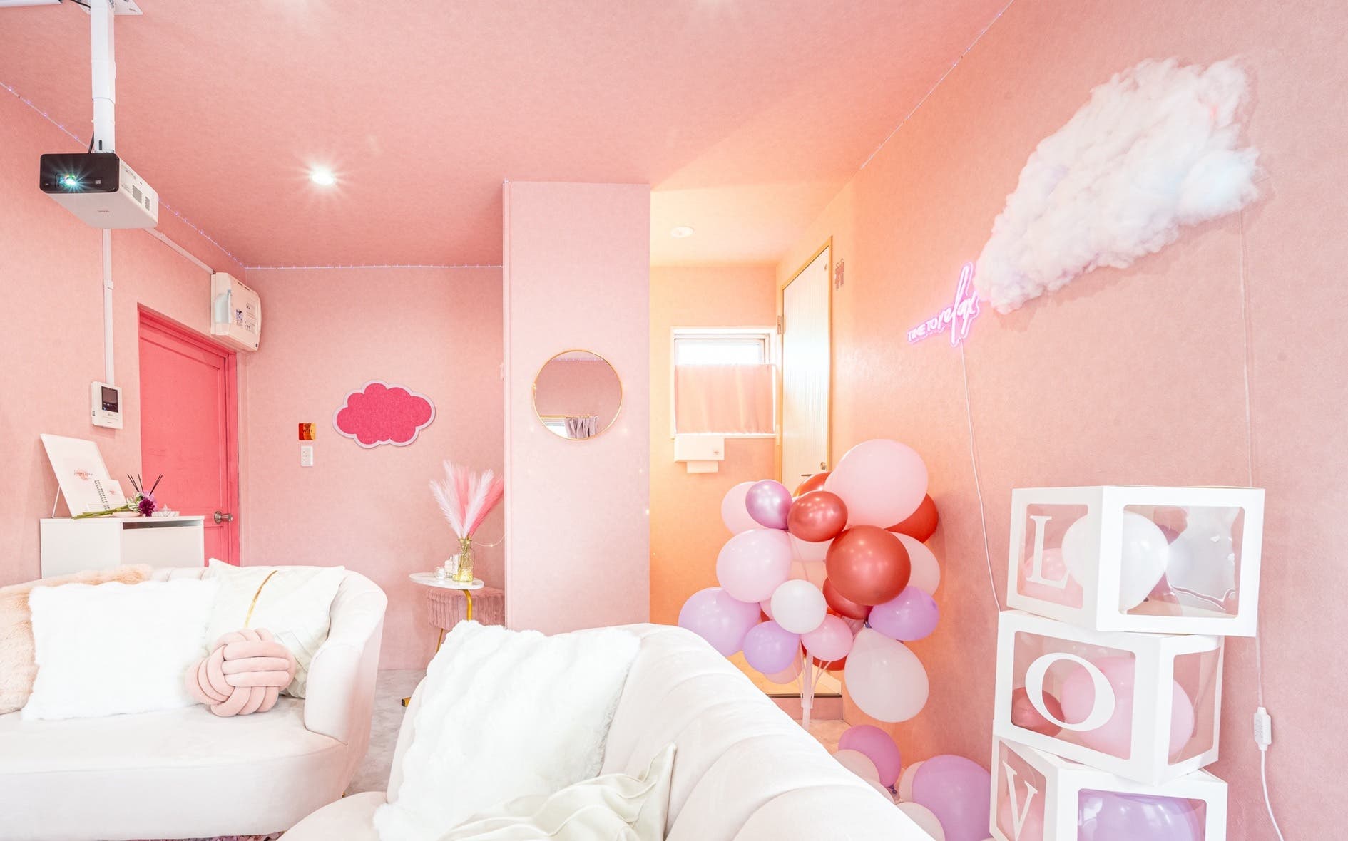 NEW🎉🎀映え確定💗韓国カフェ風ピンクインテリア💗北松戸４分💎女子会/誕生日会/推し活/プロジェクター📽️24時間🆗の写真2