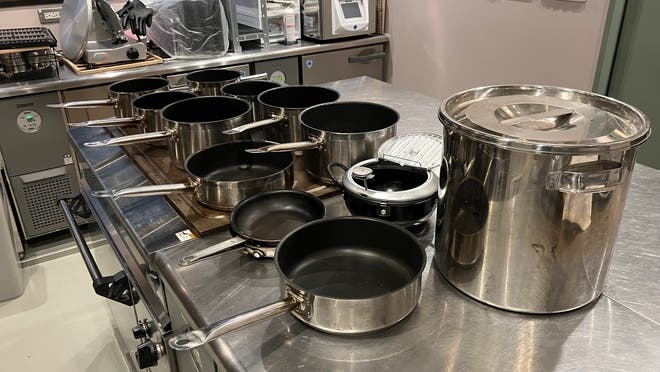 【丸太町駅から徒歩7分!】≪飲食店営業許可付き本格厨房×客席付き!25名対応のおしゃれ空間!≫の写真23