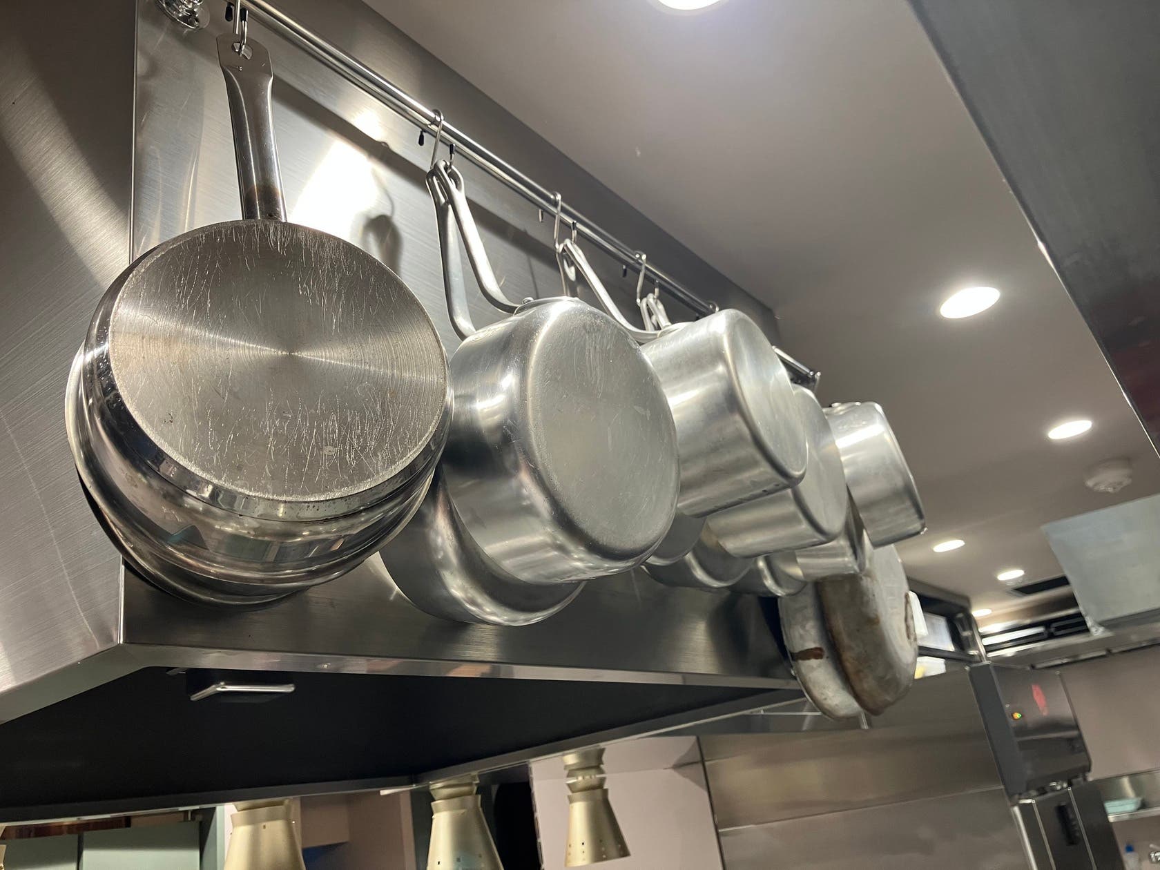 【丸太町駅から徒歩７分！】≪飲食店営業許可付き本格厨房×客席付き！25名対応のおしゃれ空間！≫の写真24