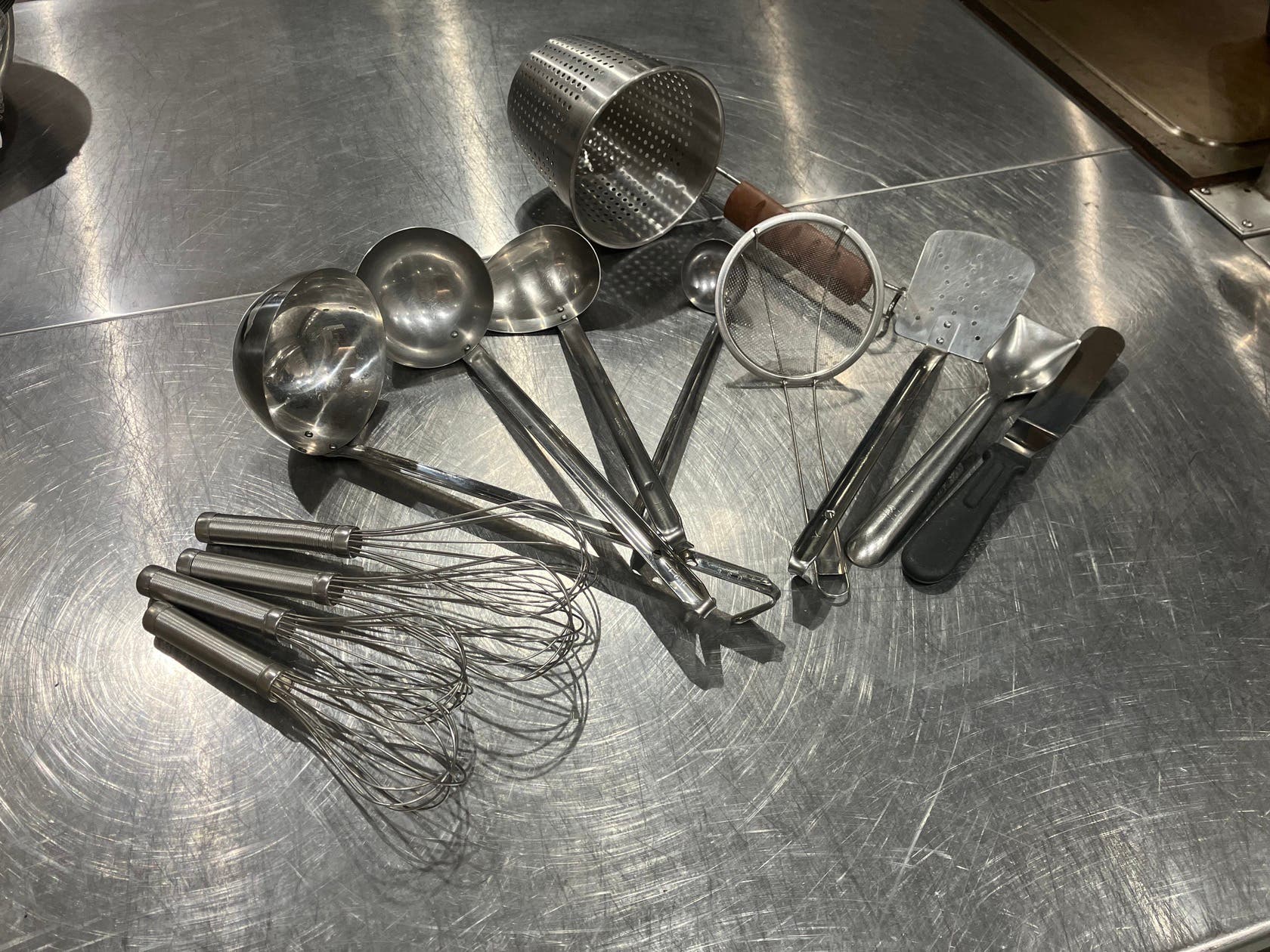 【丸太町駅から徒歩７分！】≪最大25名！おしゃれな本格レストラン空間を貸切で｜パーティー・撮影に◎≫の写真15