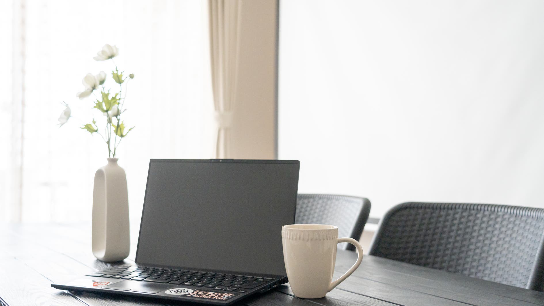 四条河原町貸会議室💻高速Wi-Fi◇電源◇大画面スクリーン◇完全個室/テレワーク/会議/自習/の写真3