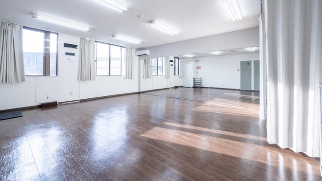 OPEN記念🌸江坂駅7分/12月末まで!半額キャンペーン(レビュー必須)😆ダンス・ヨガに最適👌の写真3