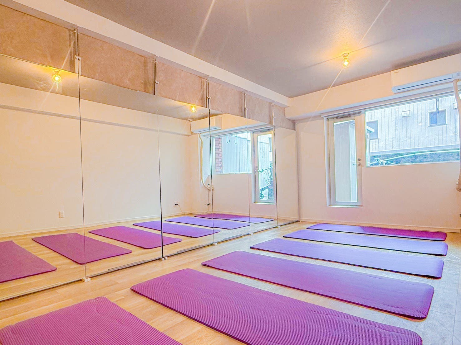 栄駅徒歩3分　練習や撮影向きなオシャレなダンススタジオの写真2