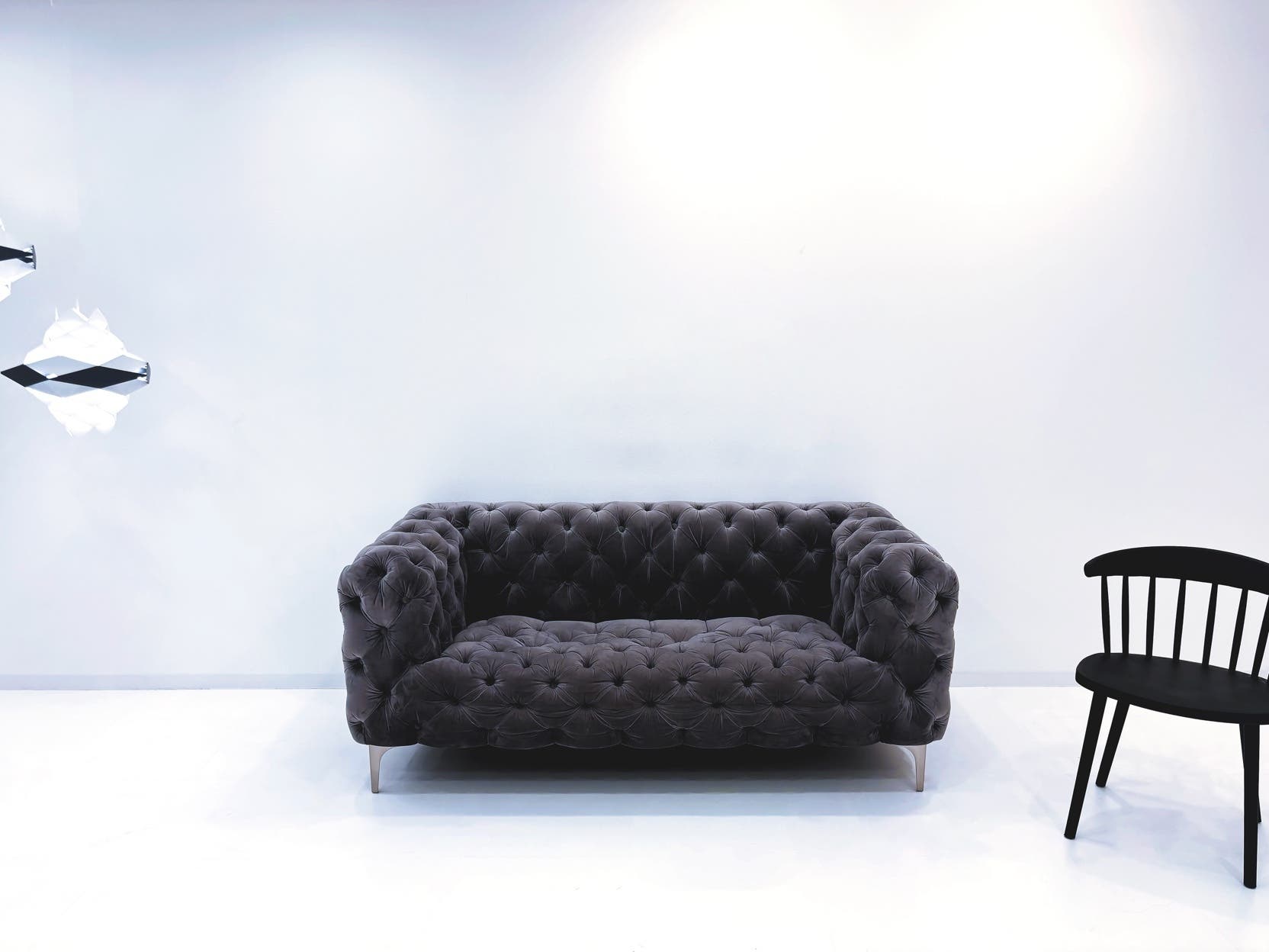 駅から徒歩7分‼ | シロホリ | 当日予約◎ | 受付スタッフ常駐 | 機材込み料金 | レンタルオフィス内設備の写真1