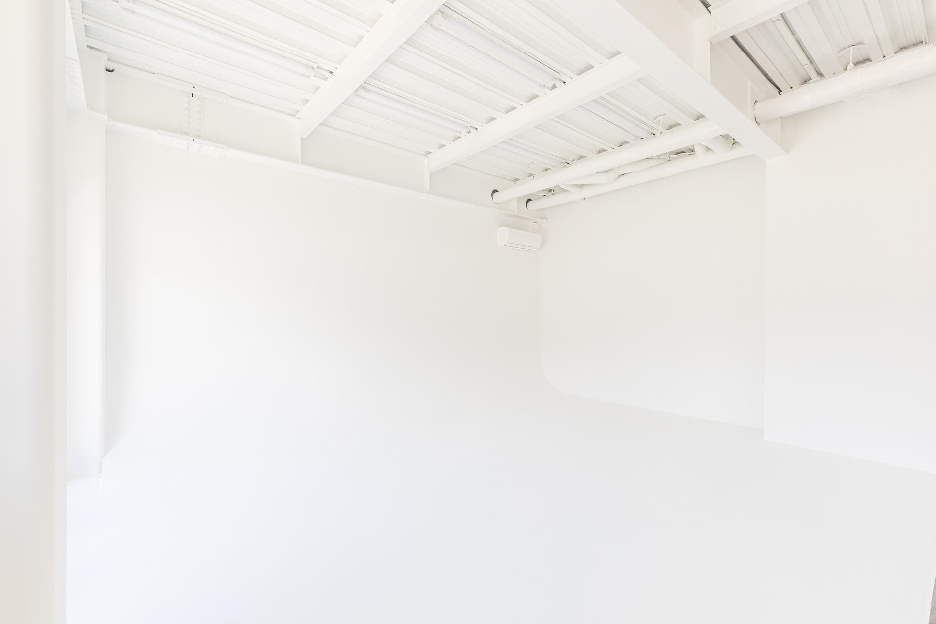 都留スタジオ – シロホリスタジオの写真4