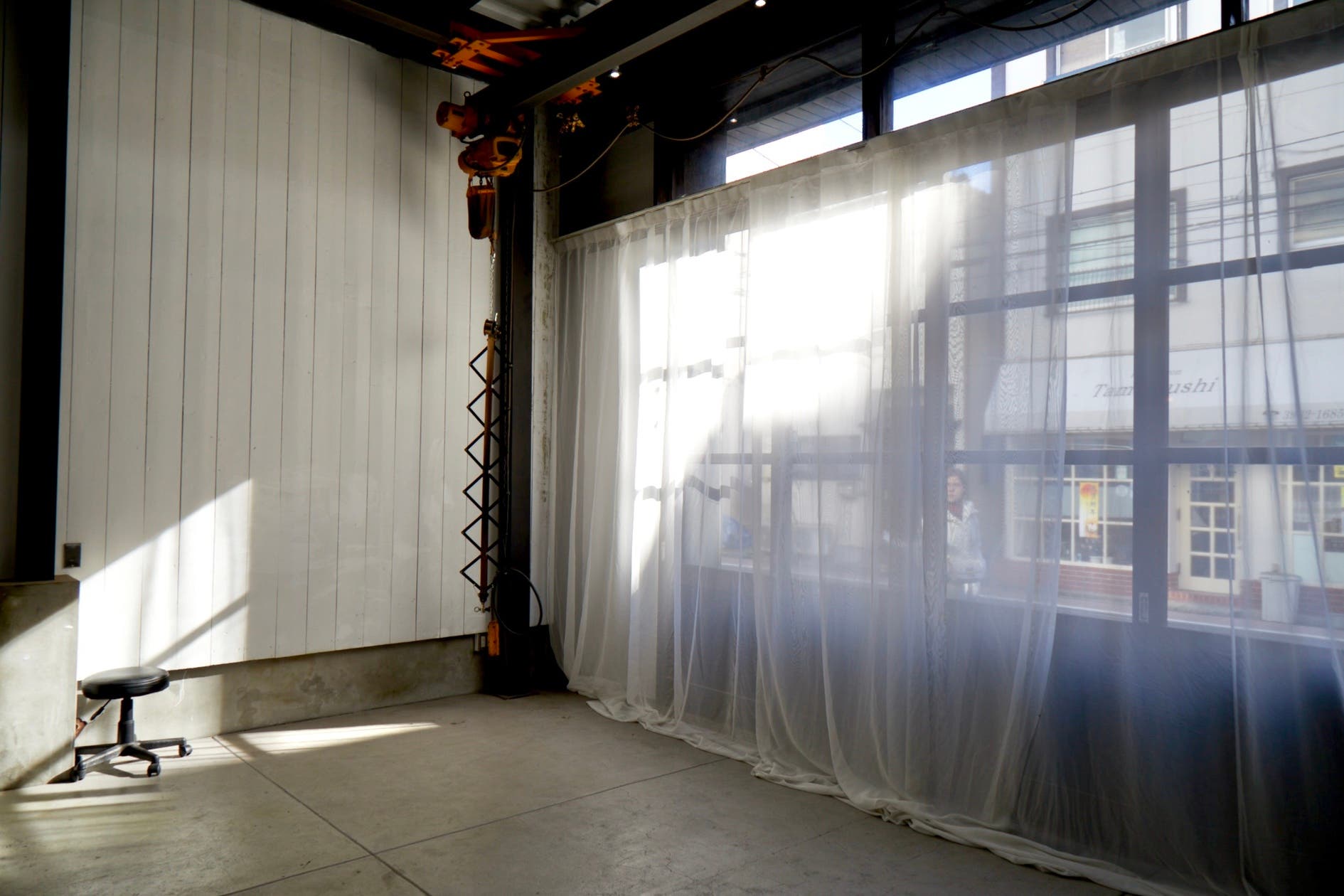 鉄工所をリノベーションして生まれたフォトスタジオの写真7