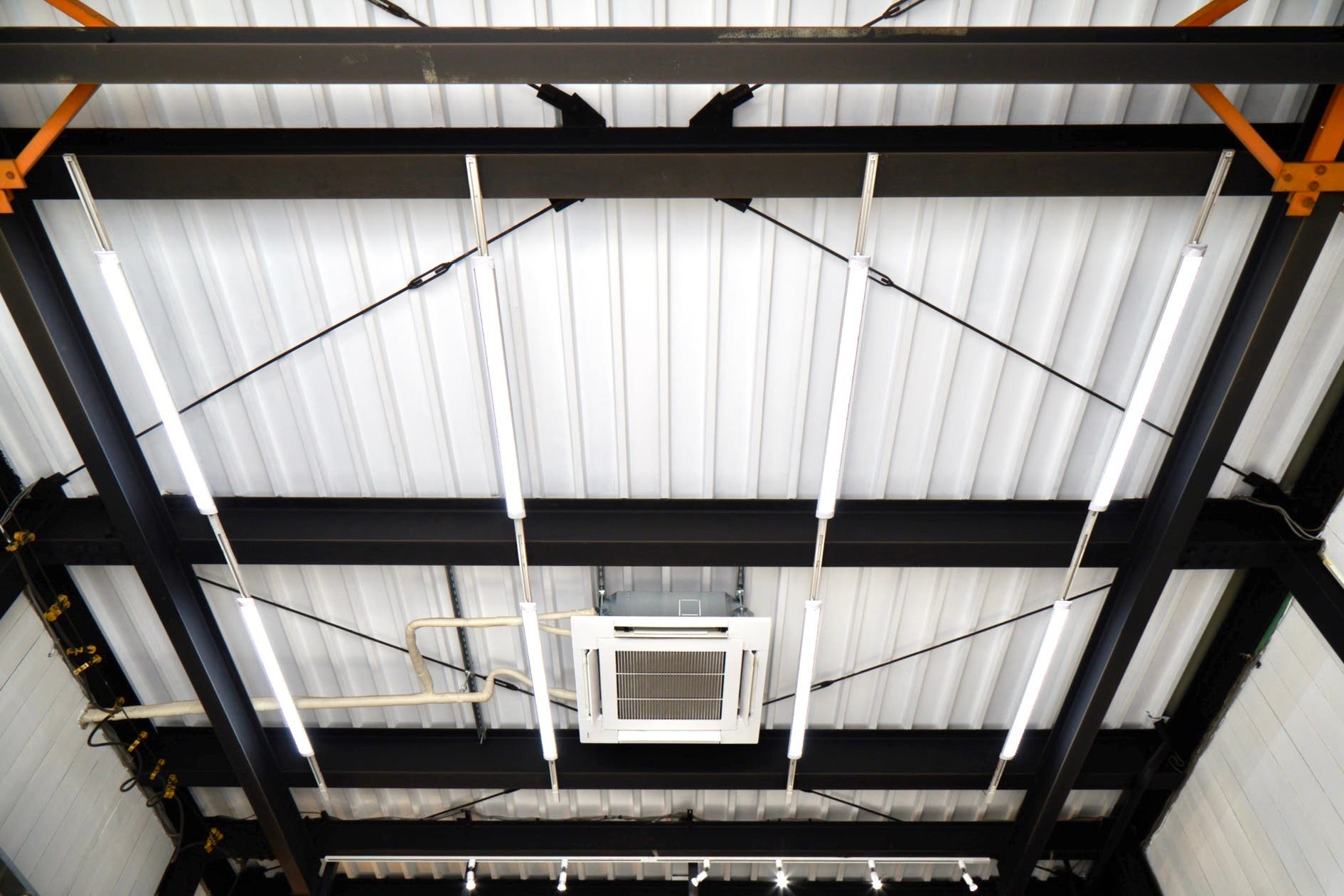 鉄工所をリノベーションして生まれたフォトスタジオの写真12