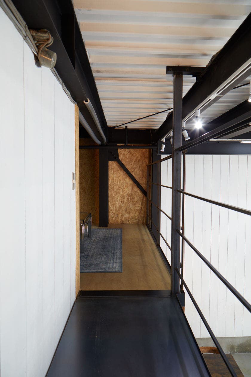 鉄工所をリノベーションして生まれたフォトスタジオの写真15