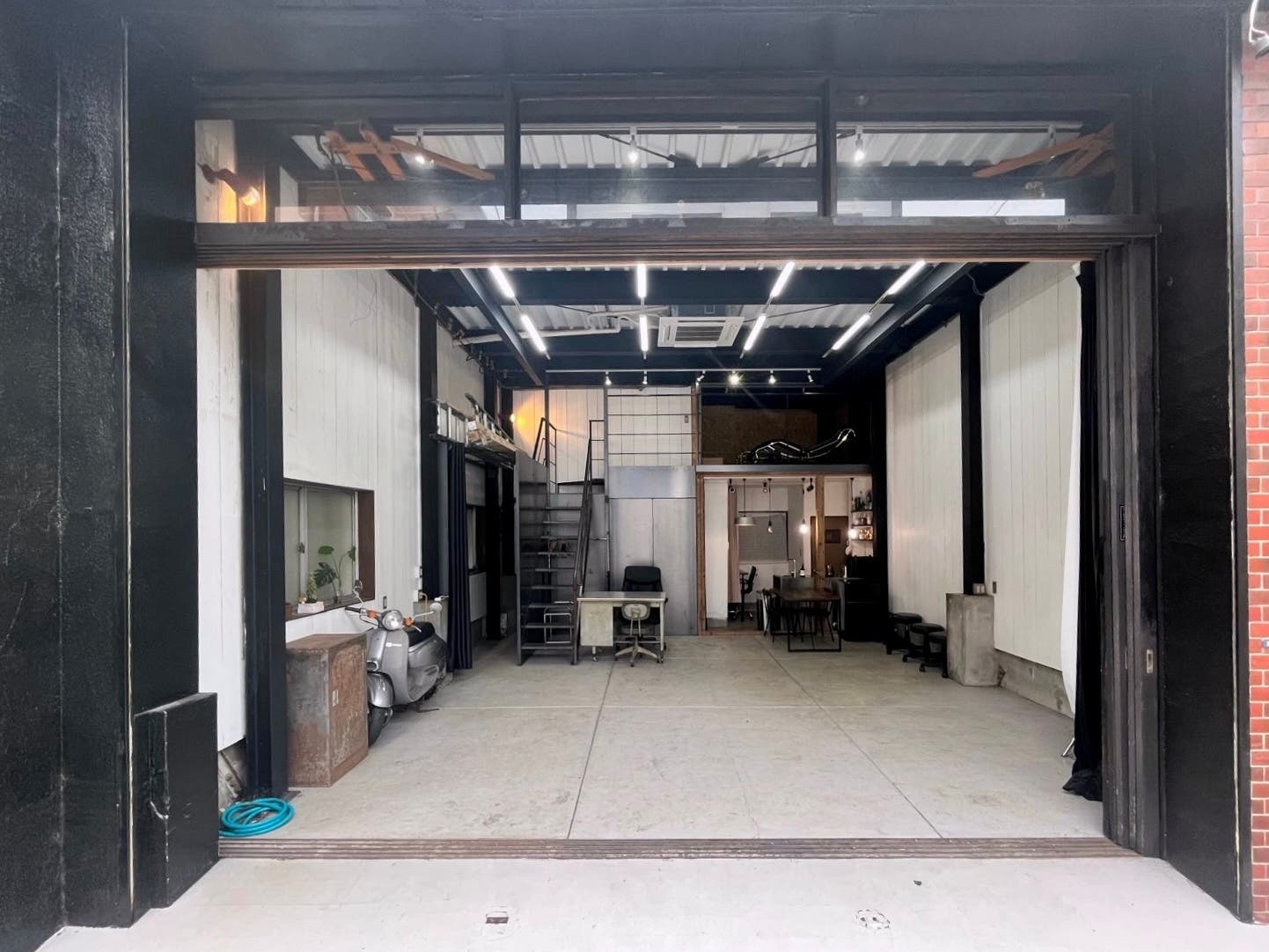 鉄工所をリノベーションして生まれたフォトスタジオの写真23