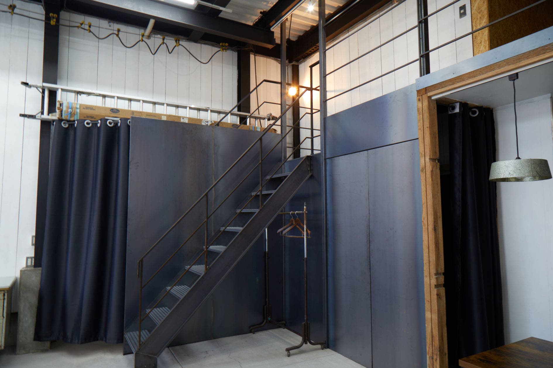 鉄工所をリノベーションして生まれたフォトスタジオの写真27