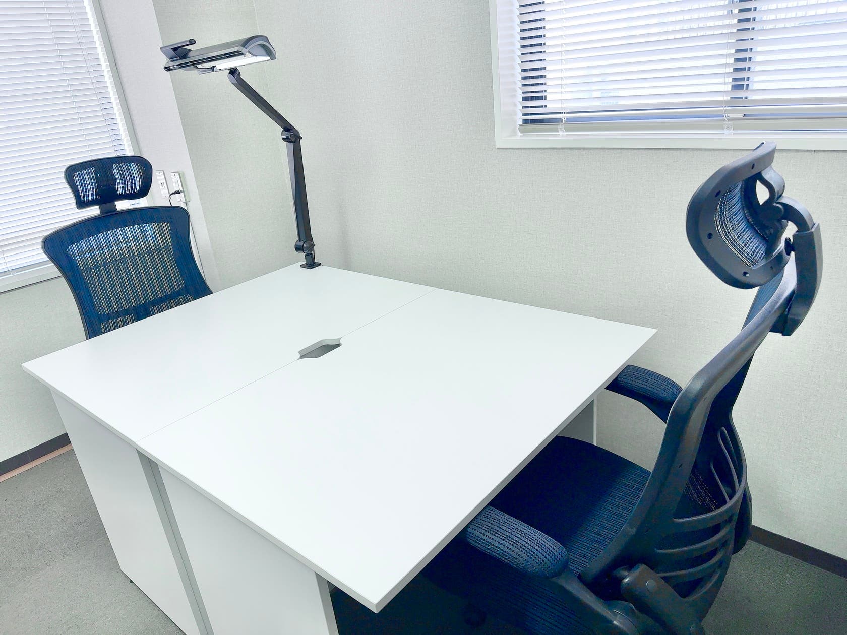 【名古屋駅1番出口より徒歩3分】1～2名★個室で人目を気にせず集中して作業・仕事・学習に最適！Wi-Fi無料！時間貸の写真3