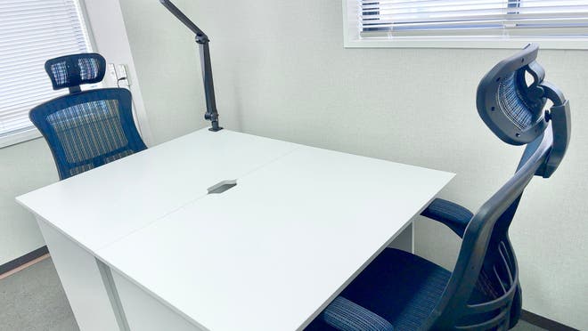 【名古屋駅1番出口より徒歩3分】1~2名★個室で人目を気にせず集中して作業・仕事・学習に最適!Wi-Fi無料!時間貸の写真3