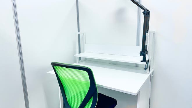 【名古屋駅1番出口より徒歩3分】1~2名★仕切られたスペースで人目を気にせず集中して作業・仕事・学習に最適!Wi-Fi無料!日貸の写真1