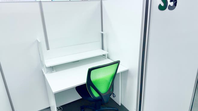 【名古屋駅1番出口より徒歩3分】1~2名★仕切られたスペースで人目を気にせず集中して作業・仕事・学習に最適!Wi-Fi無料!日貸の写真4