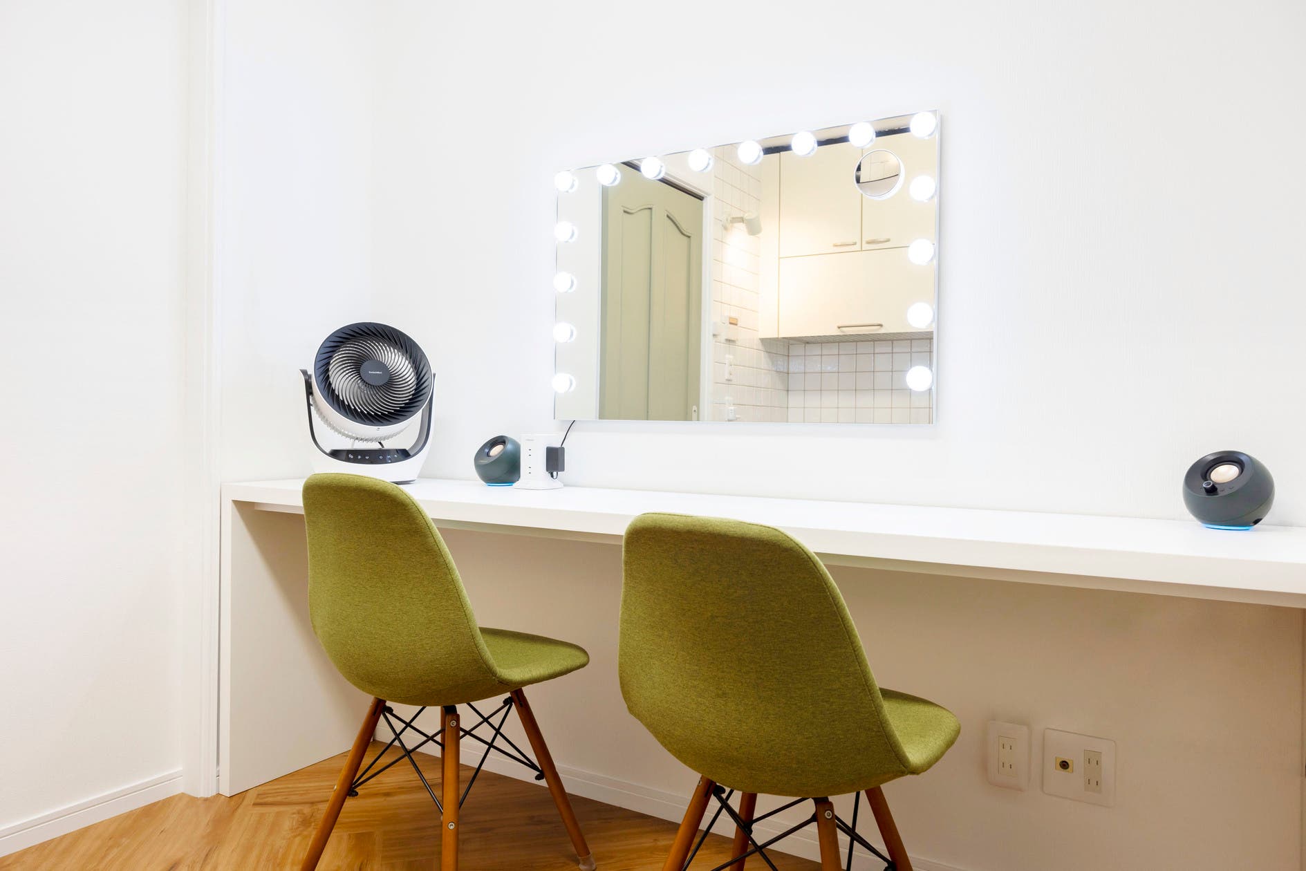 池ノ上駅徒歩3分｜下北沢エリアの隠れ家一軒家スタジオ｜ポートレート・動画撮影に最適な撮影空間の写真11