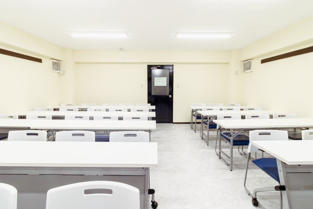 【秋葉原駅A3出口20秒！中央北口1分！定員45名】大型モニター・高速光回線！WiFi無料！ふれあい貸し会議室 秋葉原No153の写真4