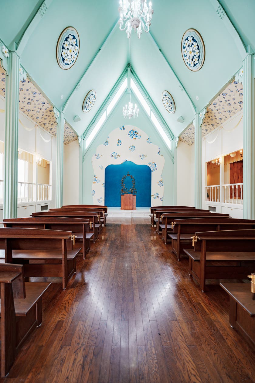 チャペルの荘厳さ、シンメトリーな天井や自然光を活かしたスタジオ。舞台常設。の写真4