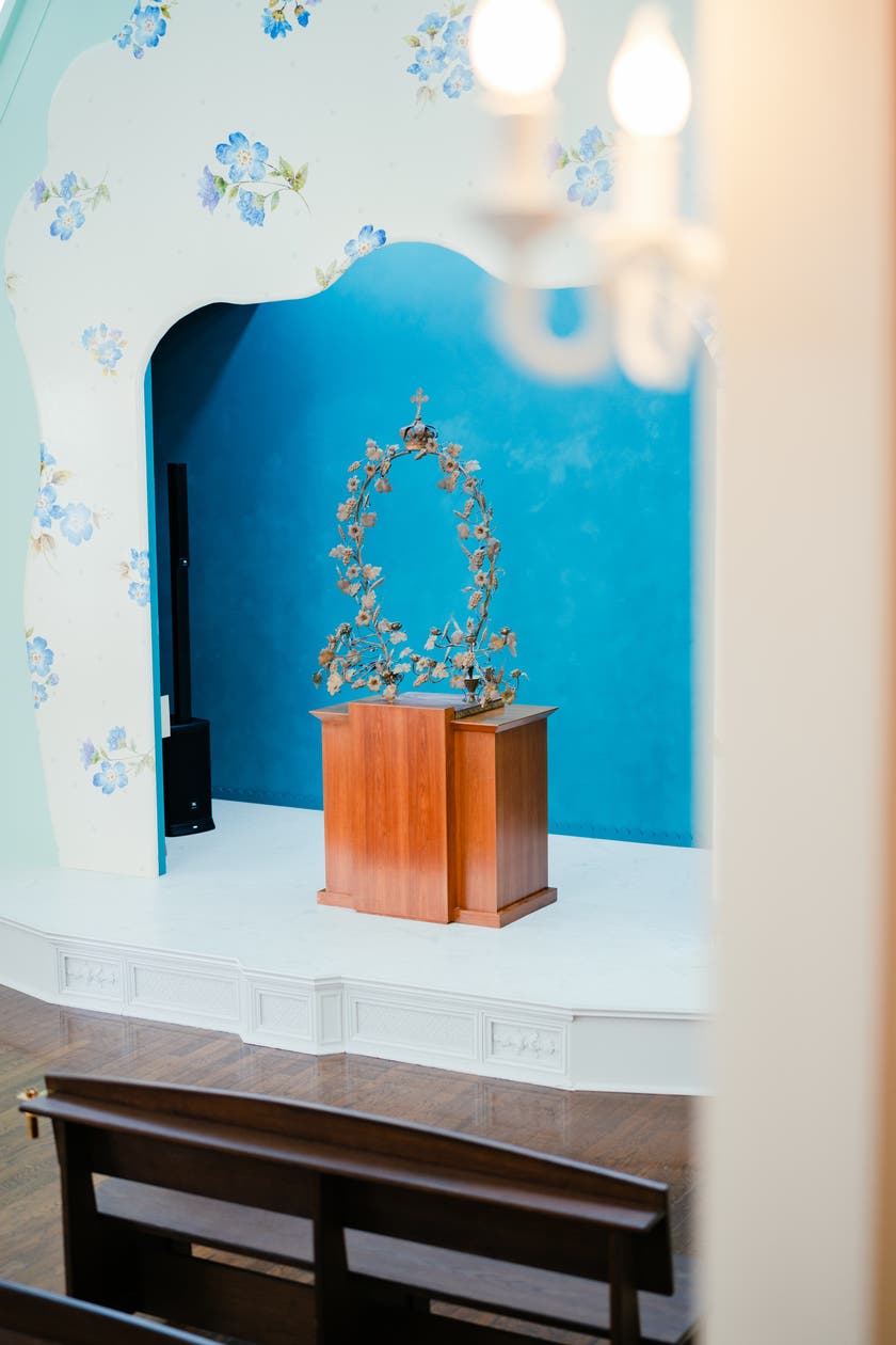 チャペルの荘厳さ、シンメトリーな天井や自然光を活かしたスタジオ。舞台常設。の写真10