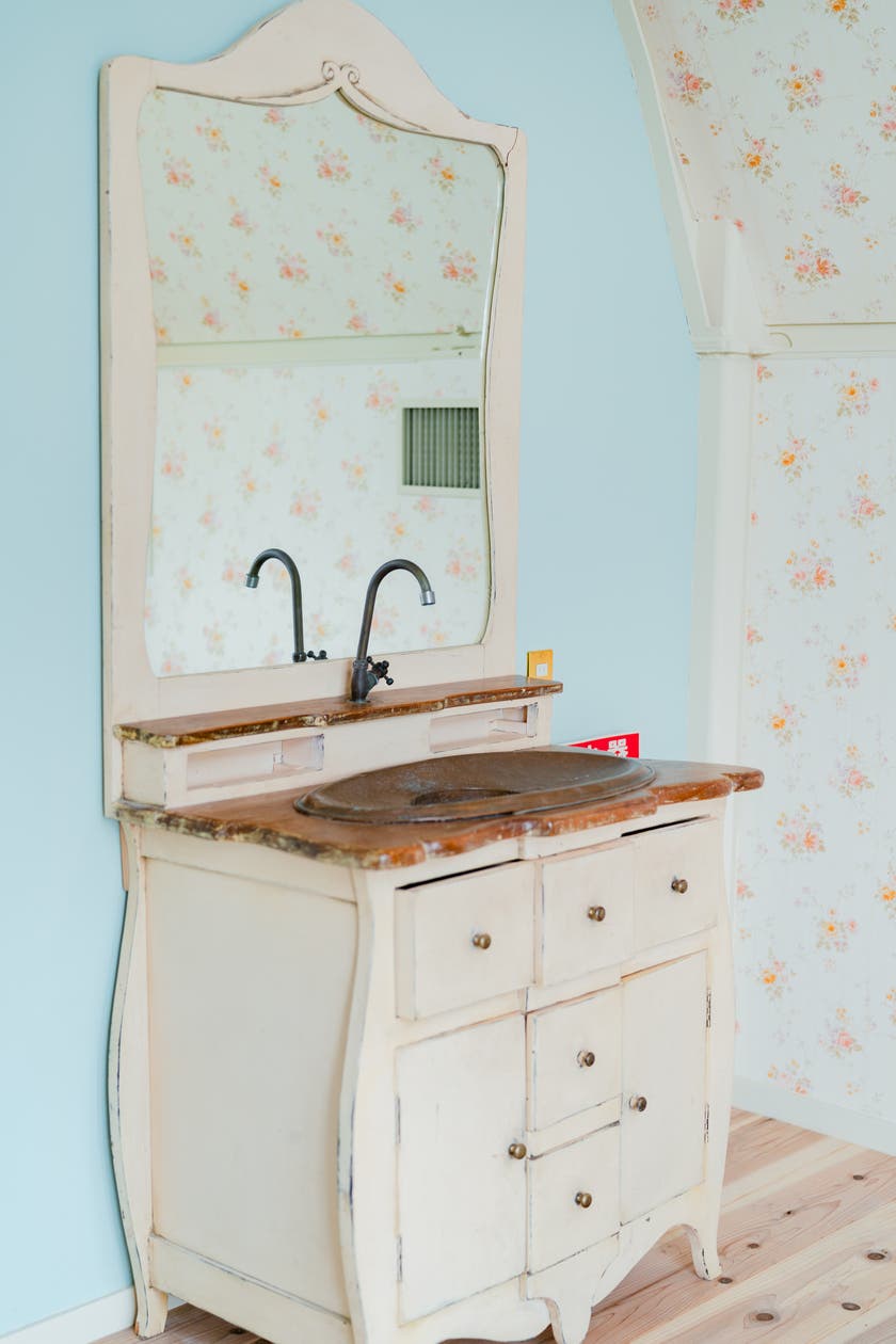 チャペルの荘厳さ、シンメトリーな天井や自然光を活かしたスタジオ。舞台常設。の写真21