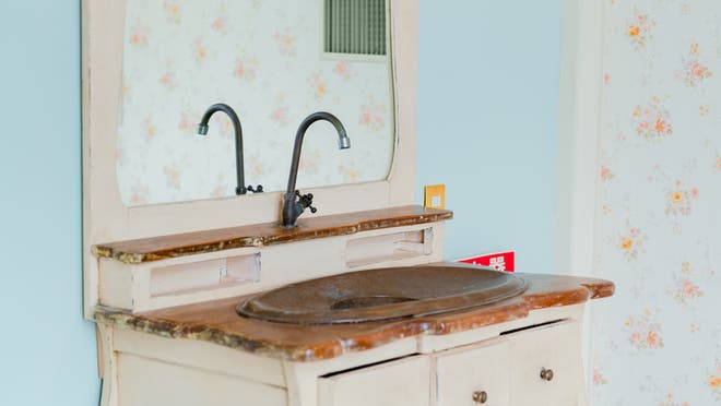 チャペルの荘厳さ、シンメトリーな天井や自然光を活かしたスタジオ。舞台常設。の写真21