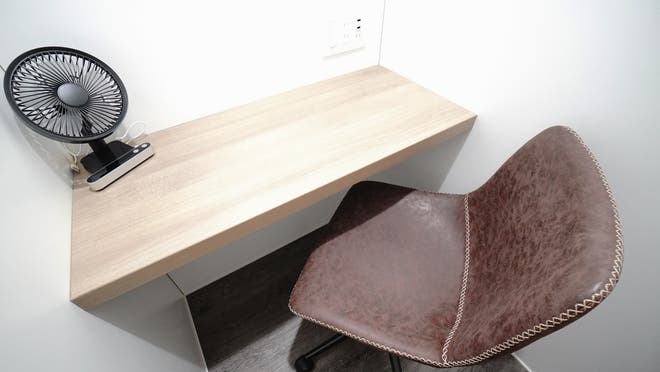 <ワクバコ心斎橋No.4>完全個室ワークブース💼24時間営業⏰光Wi-Fi📶電源🔌テレワーク/ZOOM/面接/自習/作業の写真4