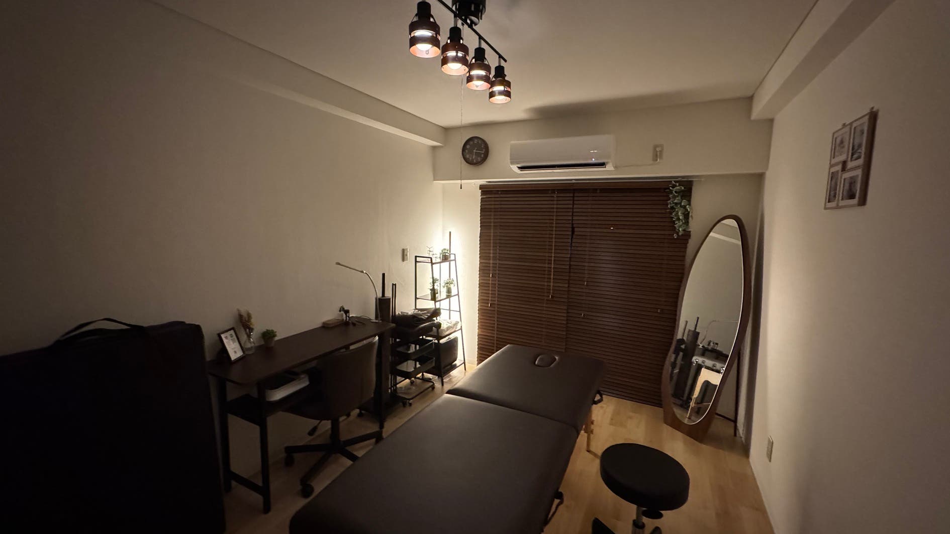 ✨NewOPEN✨【心斎橋駅4分】ブラウン基調のプライベートサロン🌿マッサージ・エステ/ネイル/撮影/リモートワーク等もOKの写真3