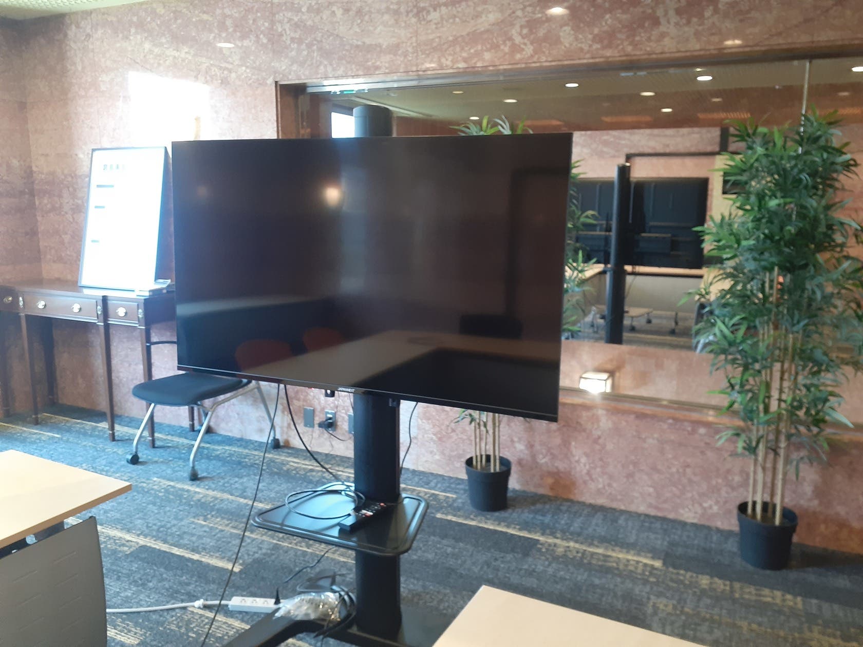 ディスプレイレンタル（50インチ）の画像1