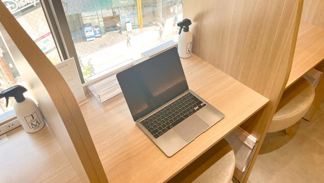 🌟隙間時間の待ち時間に🌟【恵比寿駅徒歩1分|レンタル自習室|6C】カウンター/無料Wi-Fi/電源の写真4