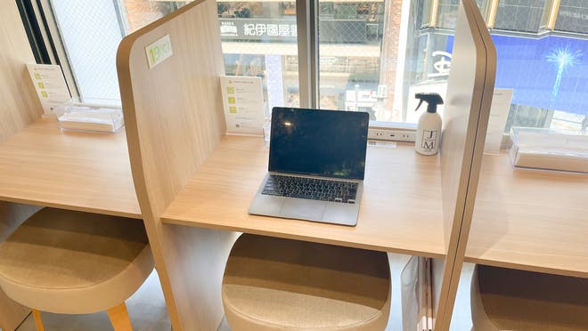 🌟隙間時間のテレワークに🌟【恵比寿駅徒歩1分|レンタル自習室|7C】カウンター/無料Wi-Fi/電源の写真3