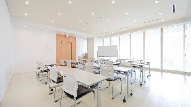 <神山レンタルスタジオ>渋谷神山町/奥渋エリア✨大型鏡💃ヨガマット🧘♀️更衣室👚ダンス/撮影/レッスン/会議/セミナーの写真2