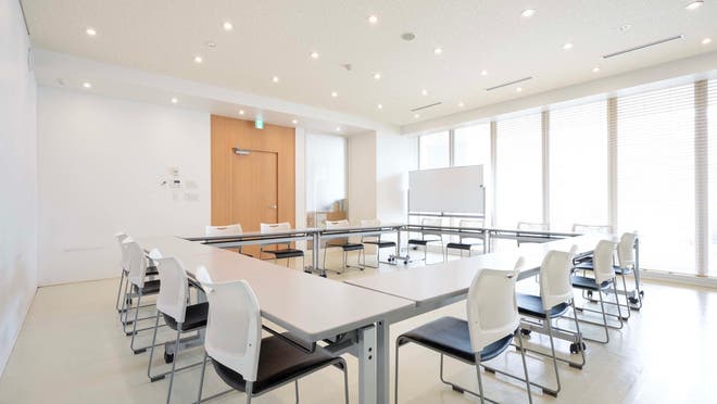 <神山レンタルスタジオ>渋谷神山町/奥渋エリア✨大型鏡💃ヨガマット🧘♀️更衣室👚ダンス/撮影/レッスン/会議/セミナーの写真6