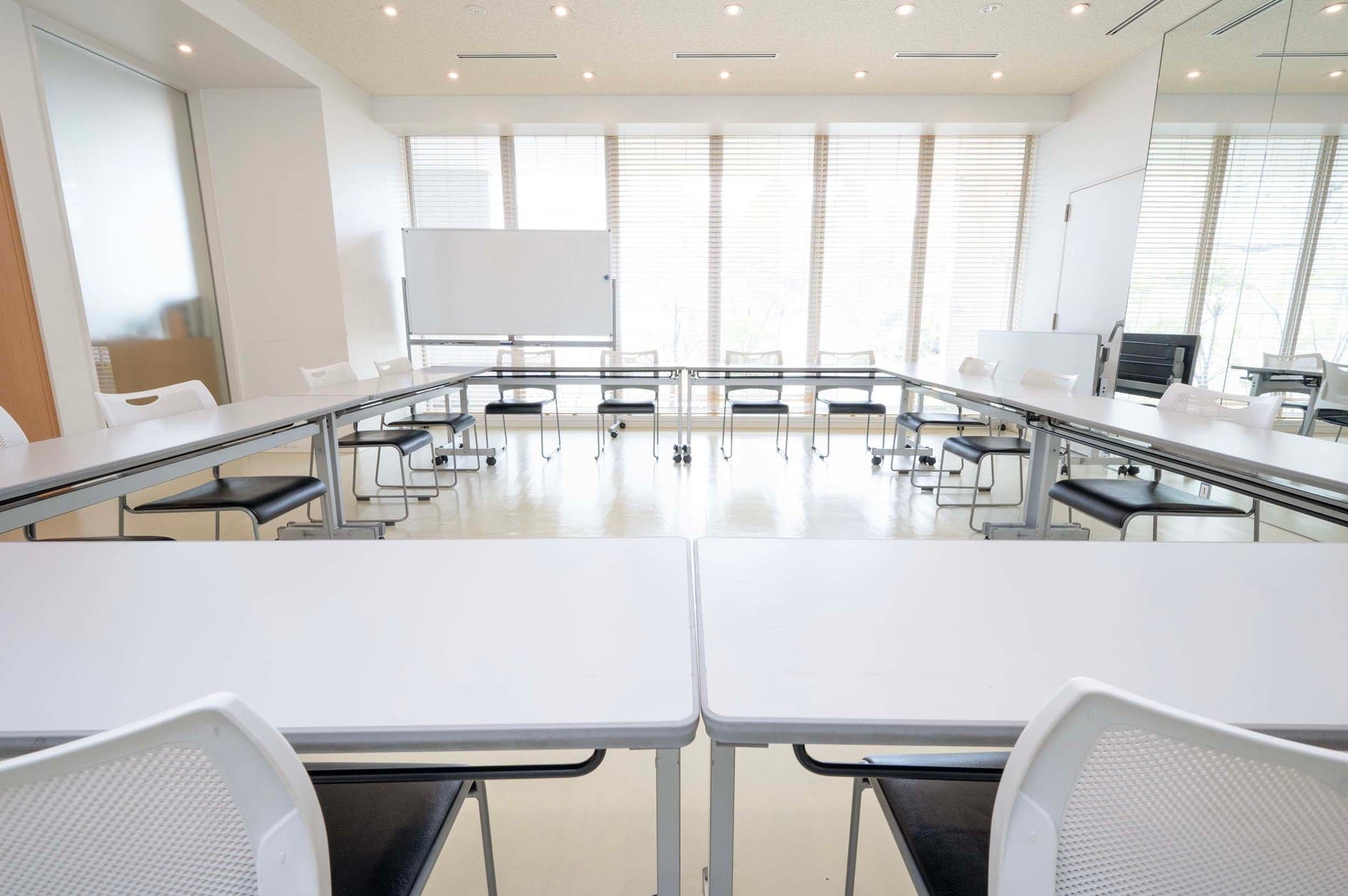 ＜神山レンタルスタジオ＞渋谷神山町/奥渋エリア✨大型鏡💃ヨガマット🧘‍♀️更衣室👚ダンス/撮影/レッスン/会議/セミナーの写真7