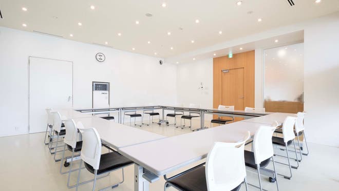 <神山レンタルスタジオ>渋谷神山町/奥渋エリア✨大型鏡💃ヨガマット🧘♀️更衣室👚ダンス/撮影/レッスン/会議/セミナーの写真8