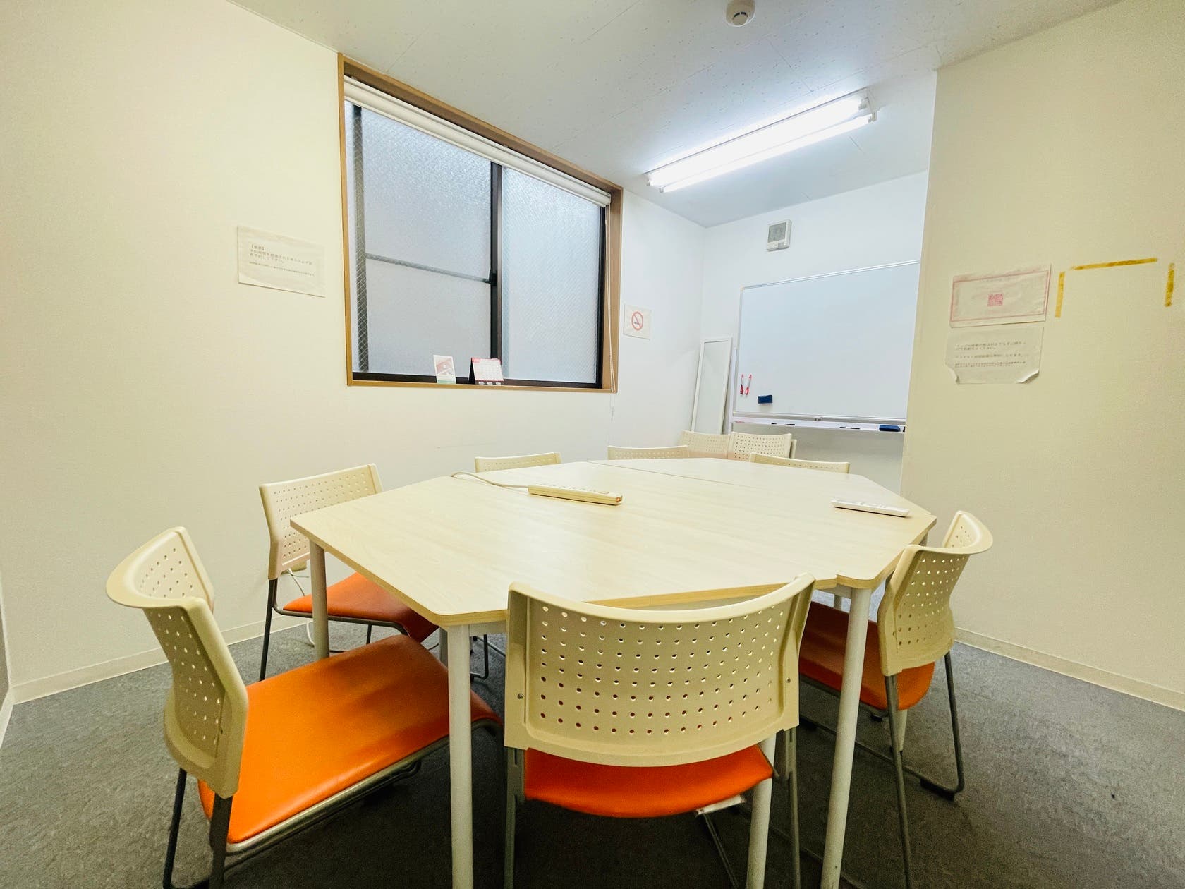 【新橋駅徒歩1分】テレワークや会議の利用に最適な駅近貸会議室の写真3